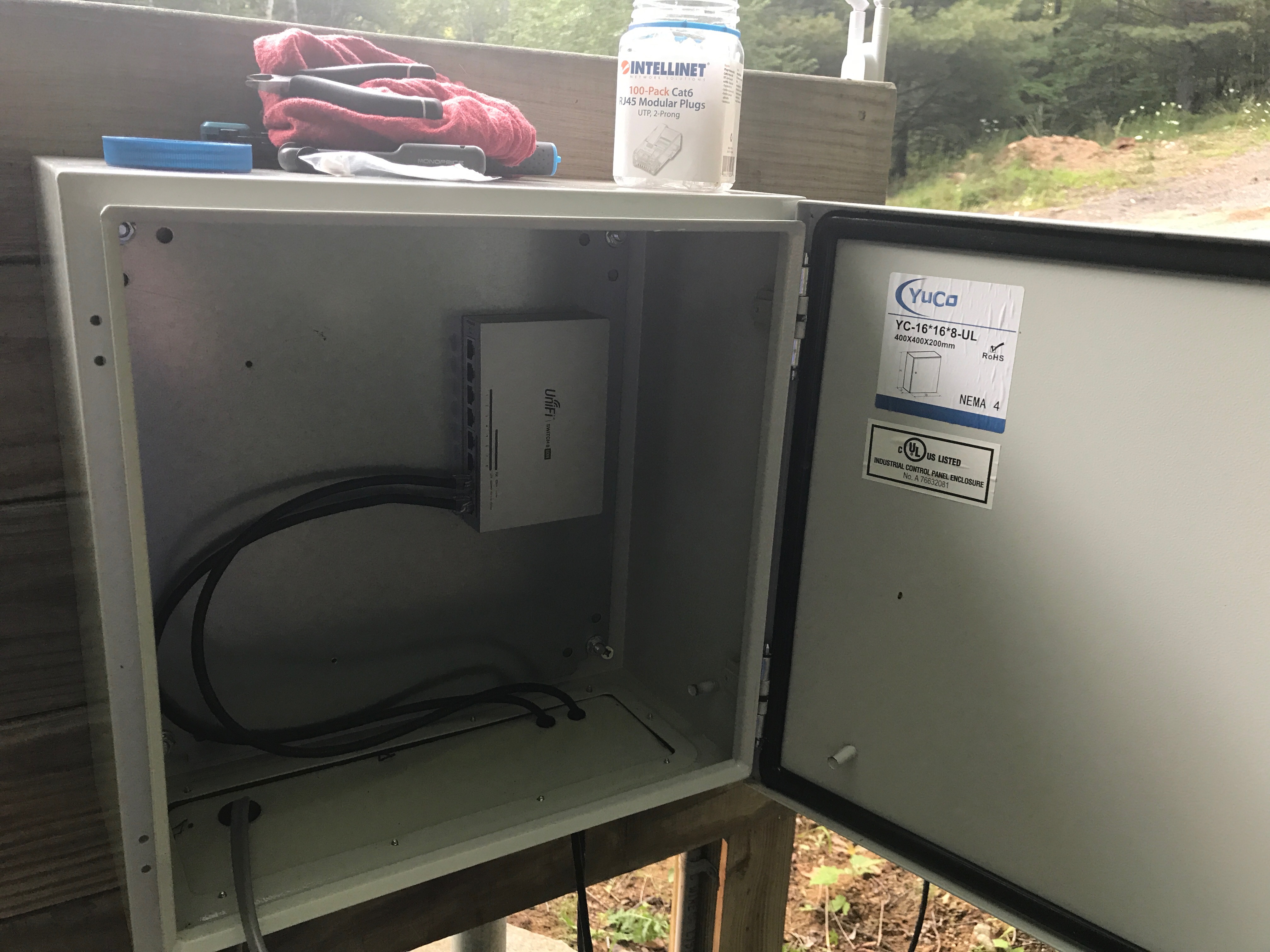 Unifi and NanoStation VLAN Configuration – Alexander C. Hubbard